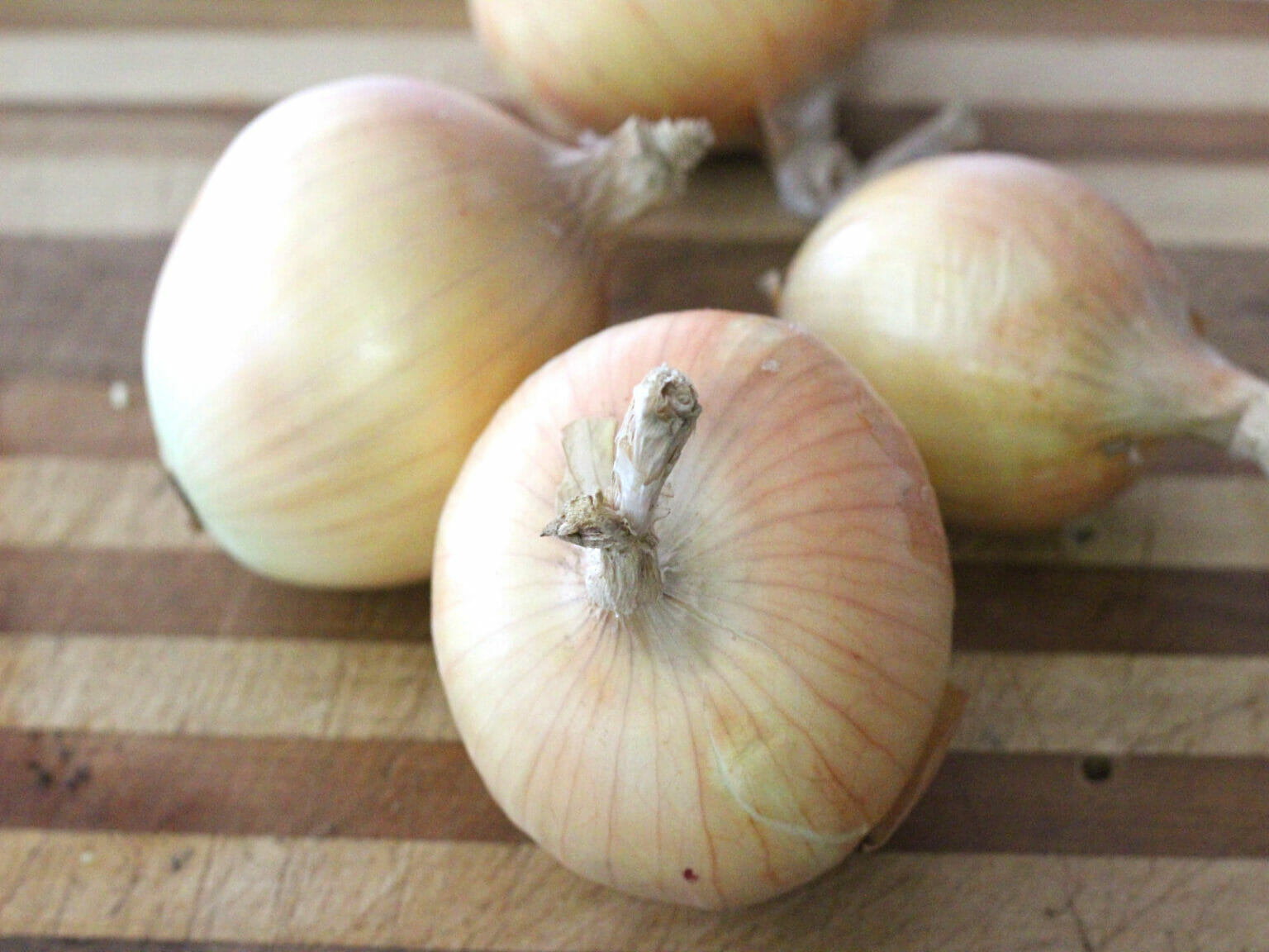 Sizzling delight: Hot pepper rings in red sauce - A fiery flavor ...