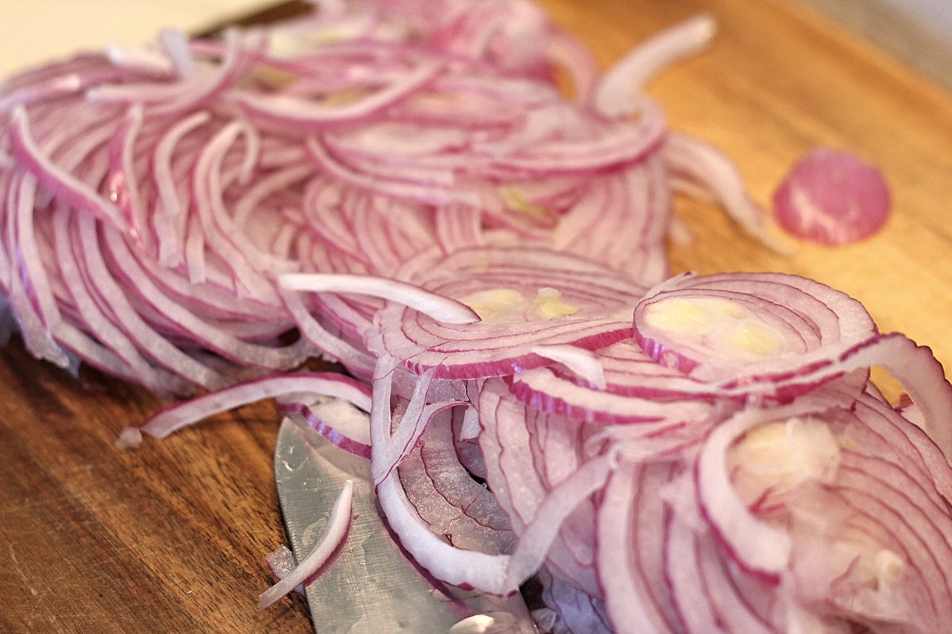 Fermented Red Onions: A Tangy, Gut-Healthy Condiment - Dani's Midlife ...